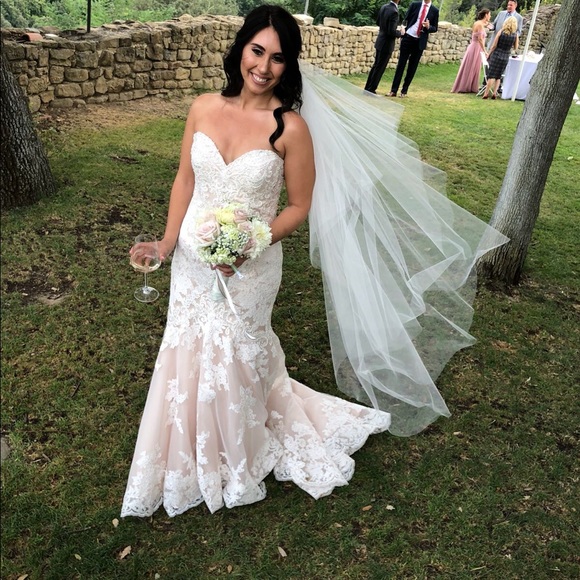 danielle caprese | Dresses | Danielle Caprese Sweatheart Lace Wedding ...